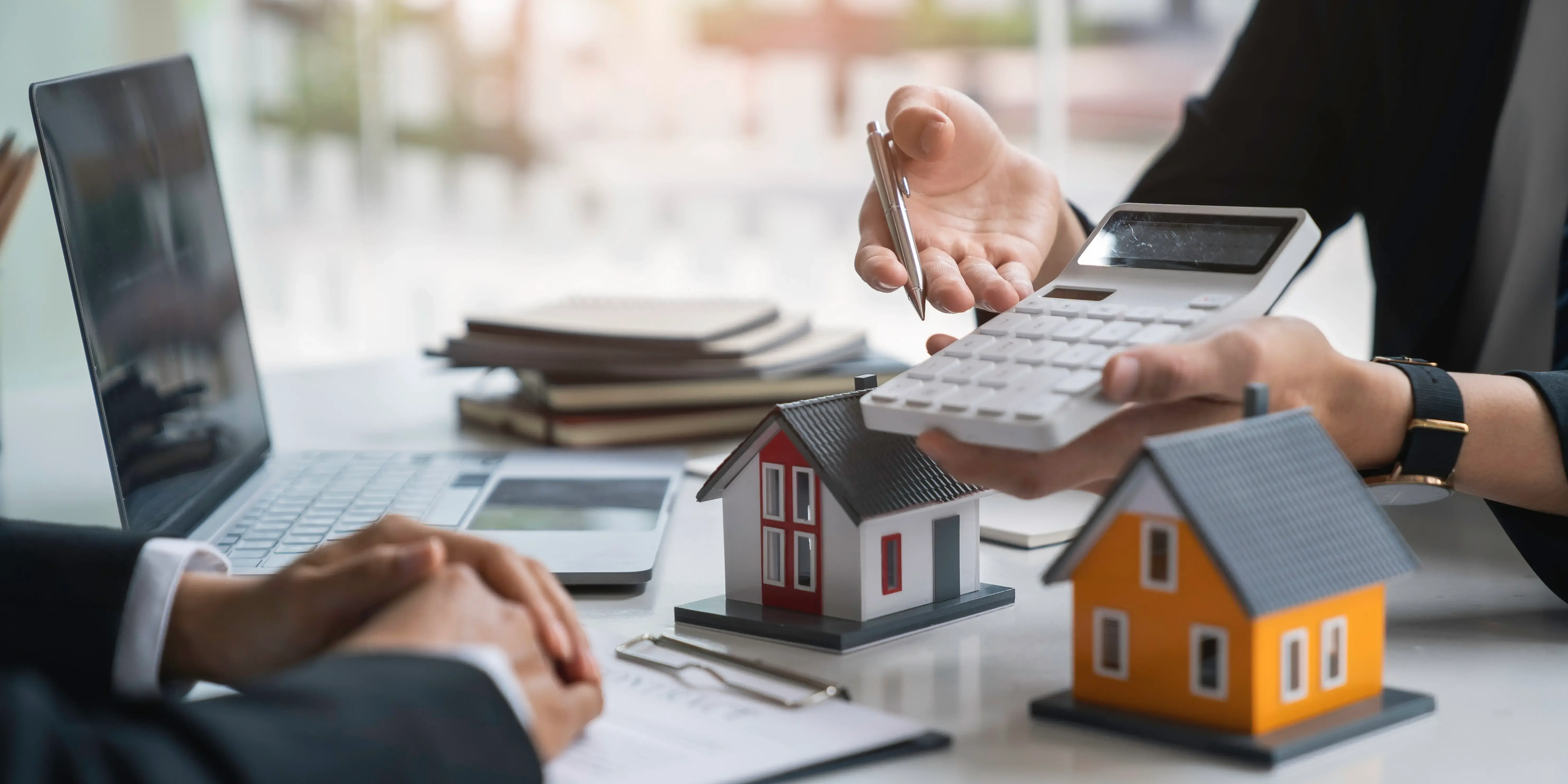 Crédito Infonavit, FOVISSSTE y bancario: ¿Cuál te conviene?